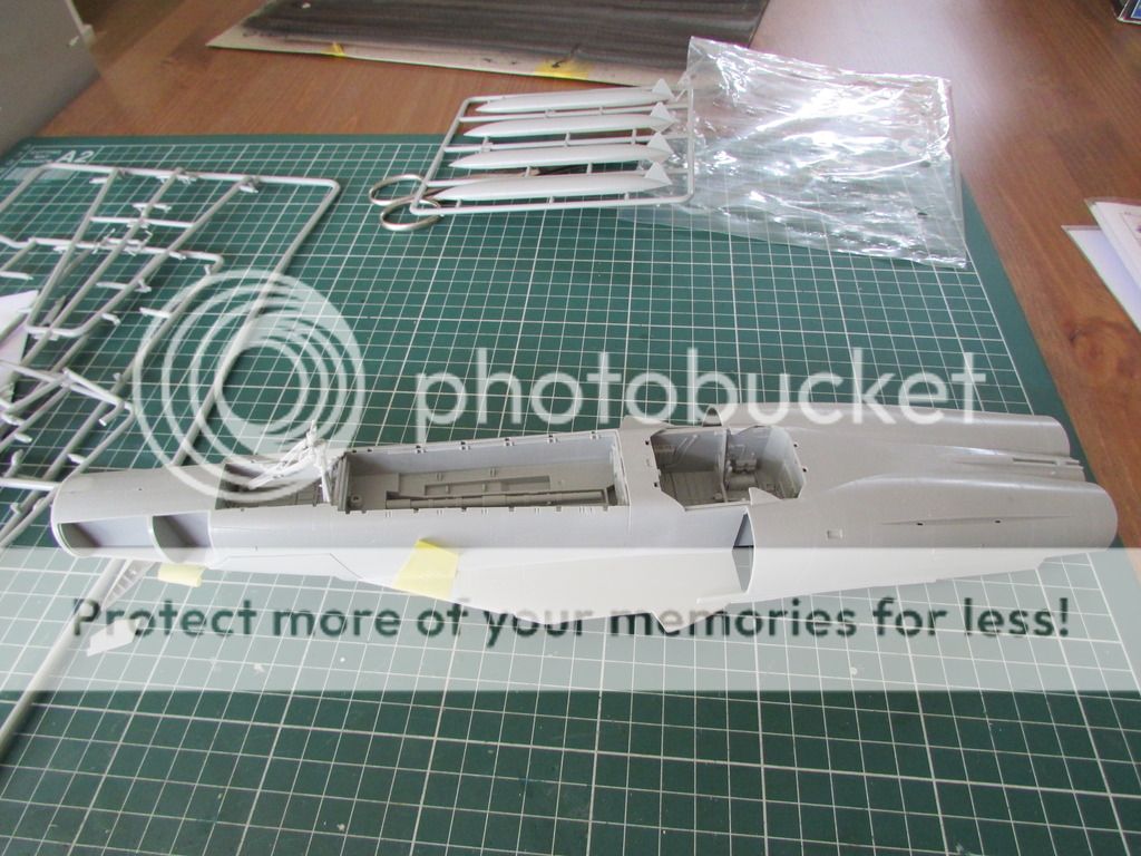 1/48 Hobby Boss FB-111 Aardvark Finished 30-6-2017 - F-111 STGB ...